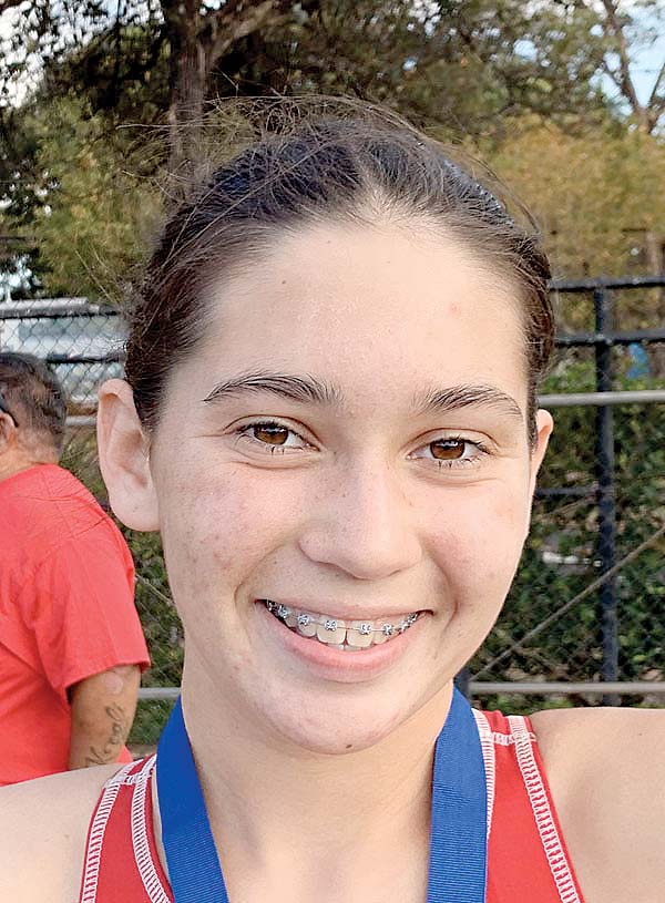 Lunas beat Bears for overall MIL title | News, Sports, Jobs - Maui News